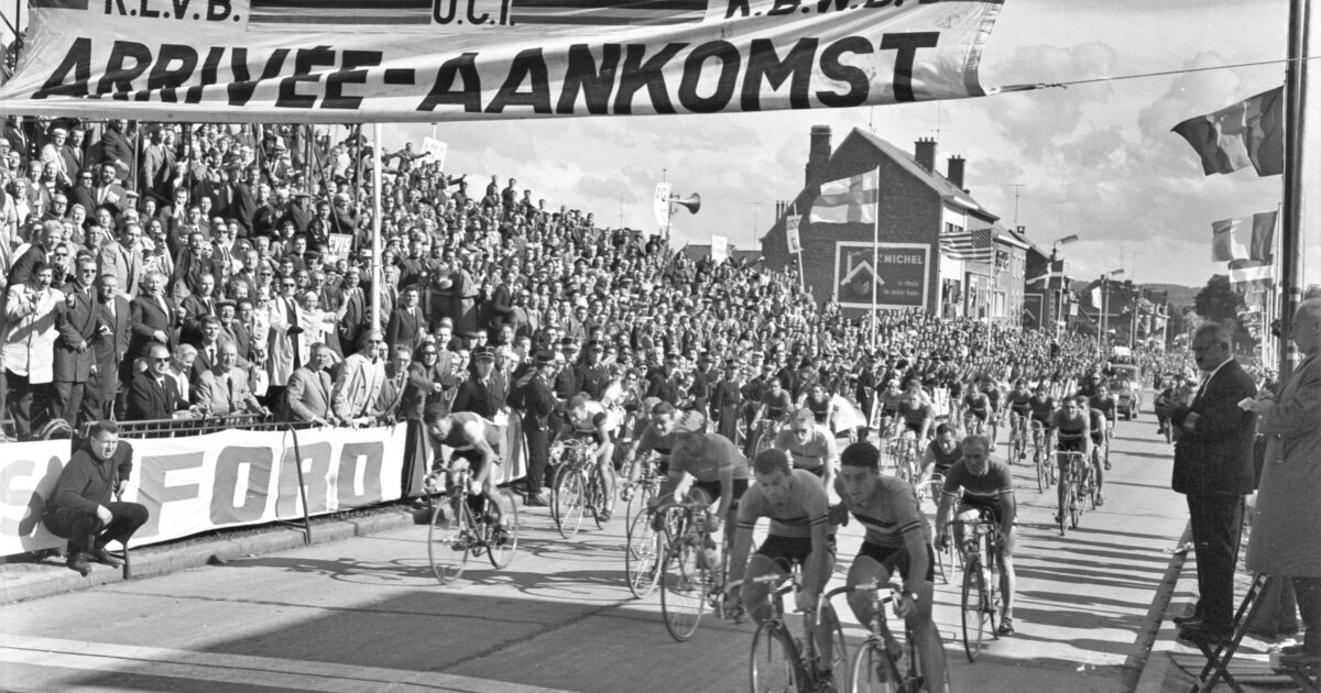 Ronse '63 door de ogen van Guillaume Van Keirsbulck en Katrien van Looy ...